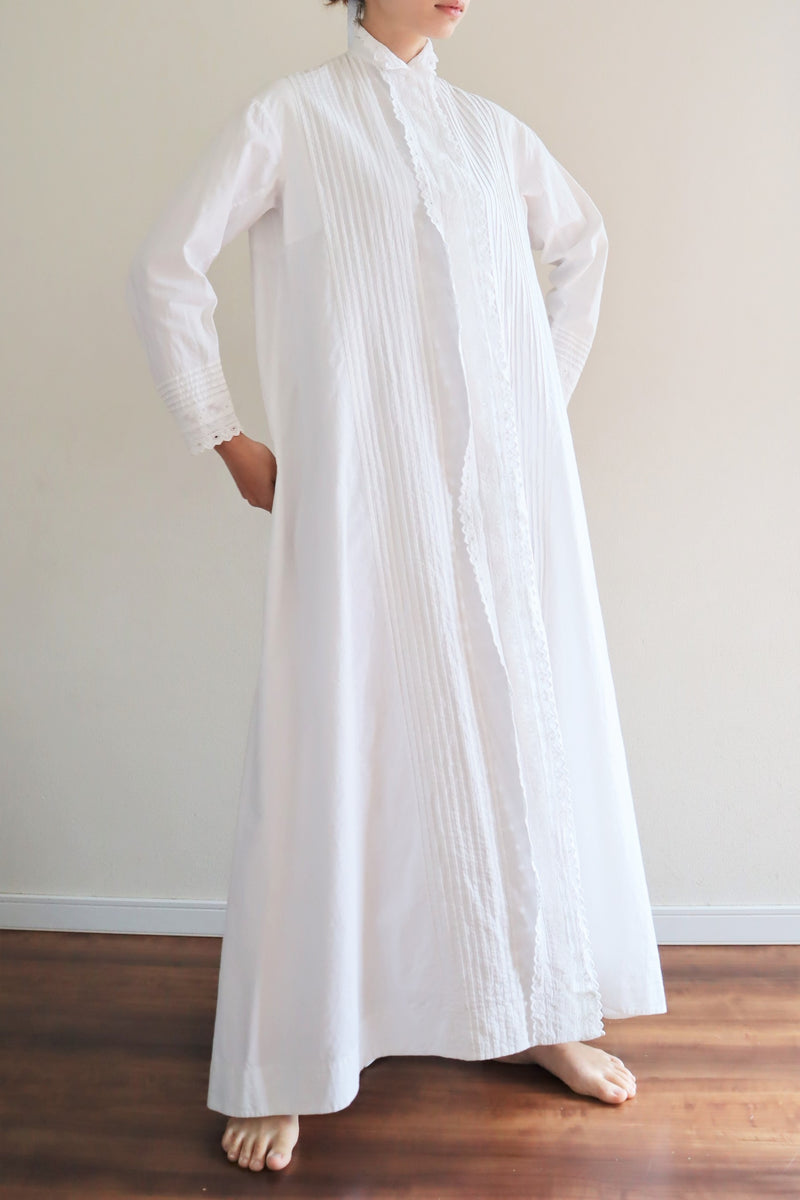 1900s Hand Embroidery Beautiful Tuck Design White Cotton Long Dress Si ...